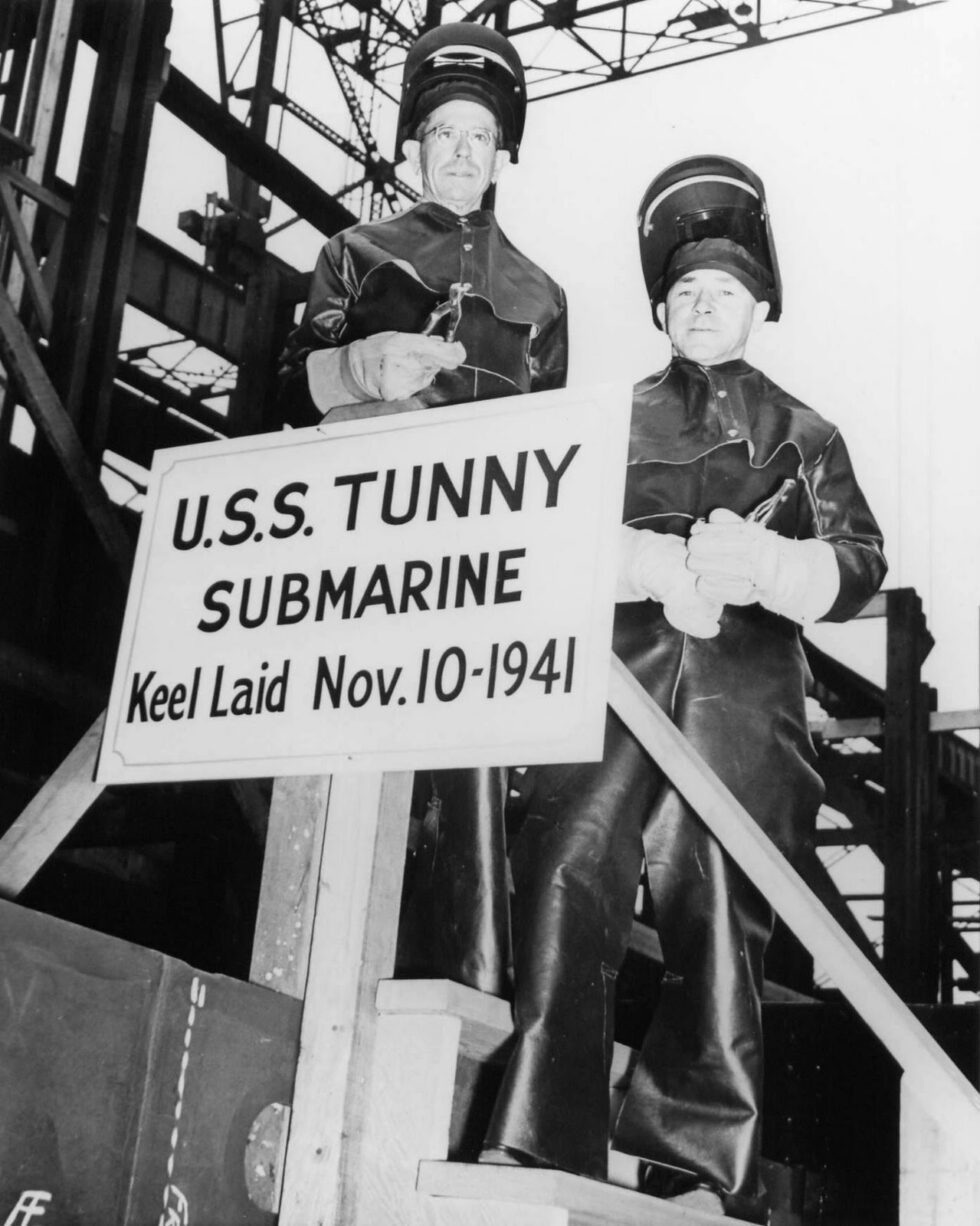 282 History - USS TUNNY